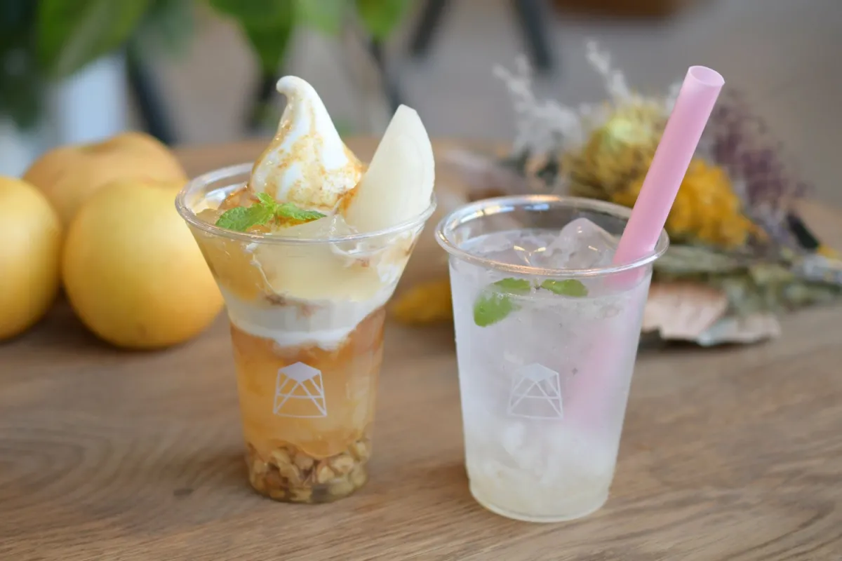 堺のカフェ「SULK SAKAI」で梨スイーツとエジプト料理コシャリを堪能！ワークショップや家具新商品も登場 - サードニュース